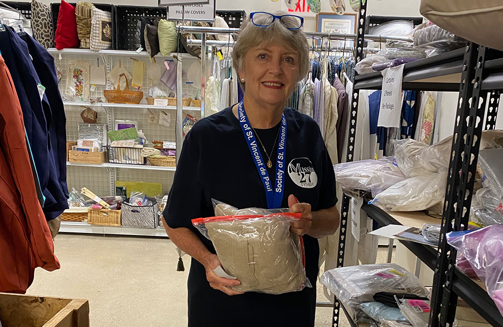 Volunteer – SVdP Indy